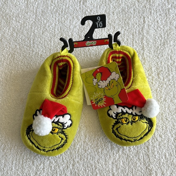 Dr. Seuss | Shoes | The Grinch Dr Seuss Kids Slippers | Poshmark